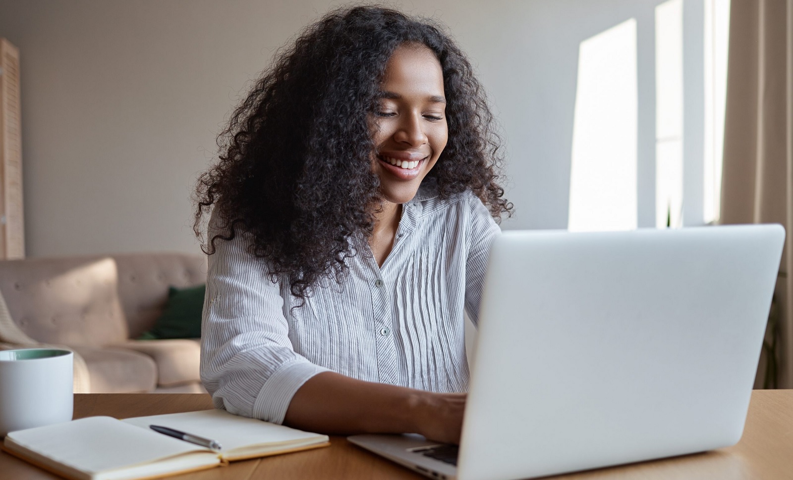 Jovem Aprendiz pode trabalhar com Home Office? O que diz a lei?